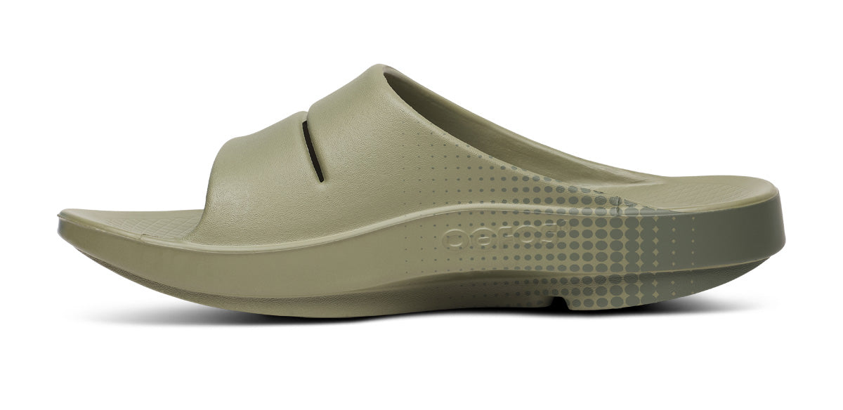 Sandalia Unisex OOFOS Recovery Ooahh Sport Follaje Matrix – oofos.es